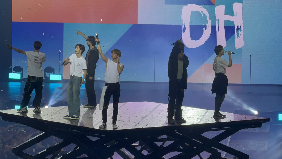 si ethan ang aking bias:) on Twitter: "RT @kwoonfire: THE STAGE?? hands up to pulp team and ...