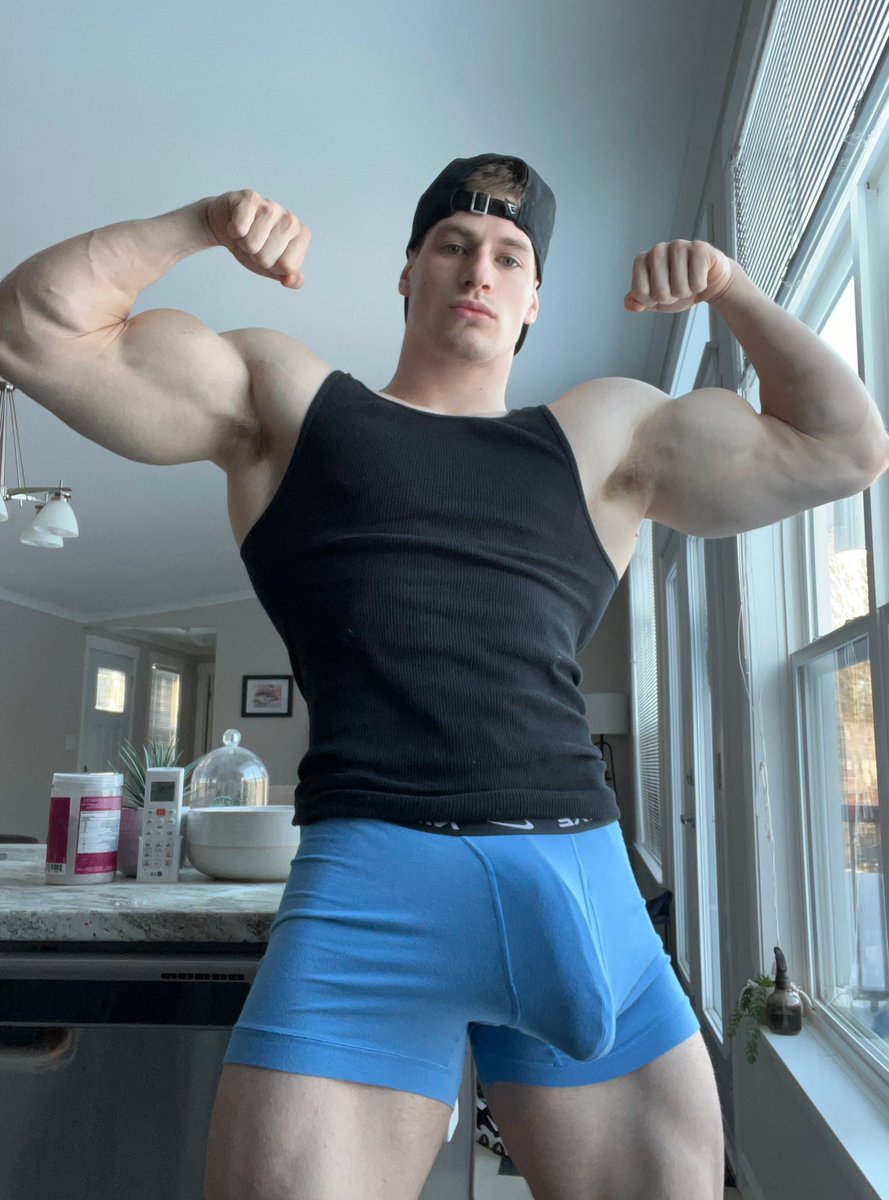 Patrick arnold on Twitter: "RT @pat_shredss: Use my morning wood for a workout before the gym 🪵"