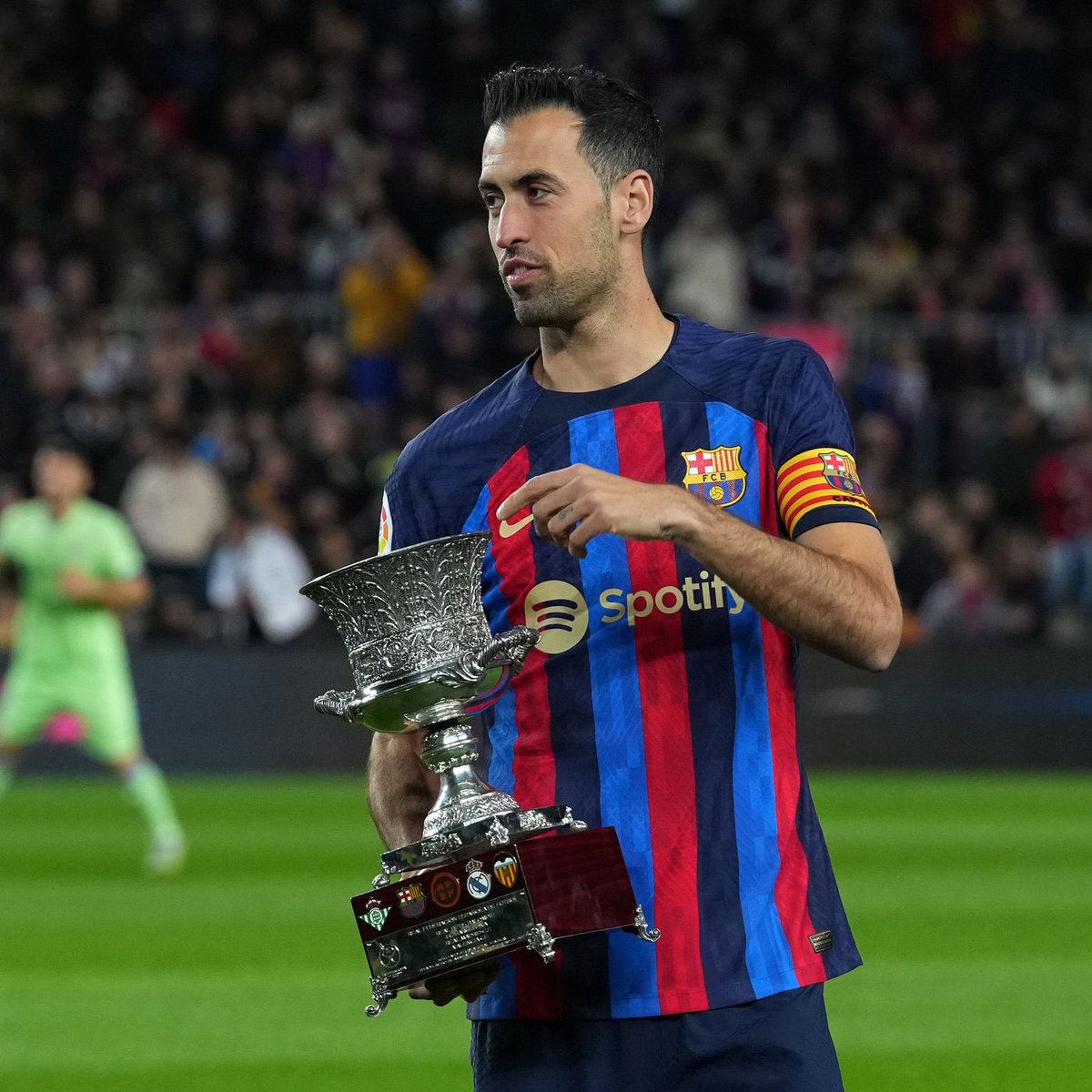 Busquets - Best in the game 🔥 - Thread from Ivar | BadBarcaOpinions ...