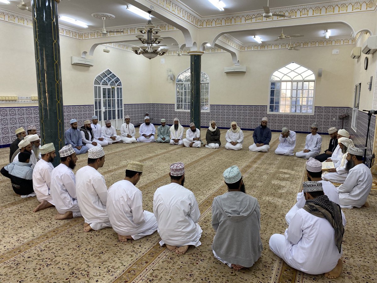 المدرسة القرآنية الوقفية بولاية سمائل On Twitter صور من برنامج الحافظ