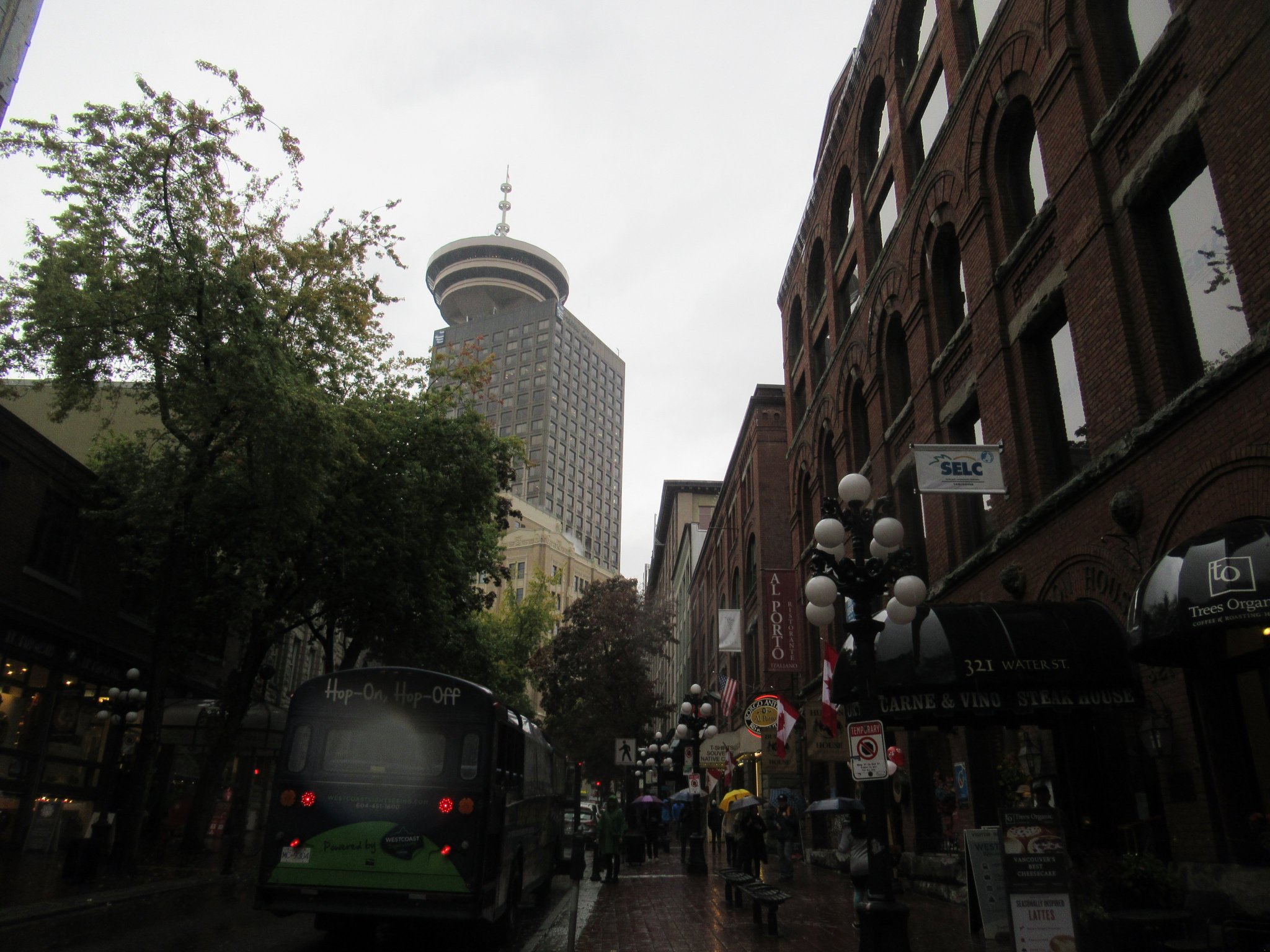 Charlie Romeo Lima on Twitter: "@1handedfriend Vancouver's own crow's nest, but not as tall and ...