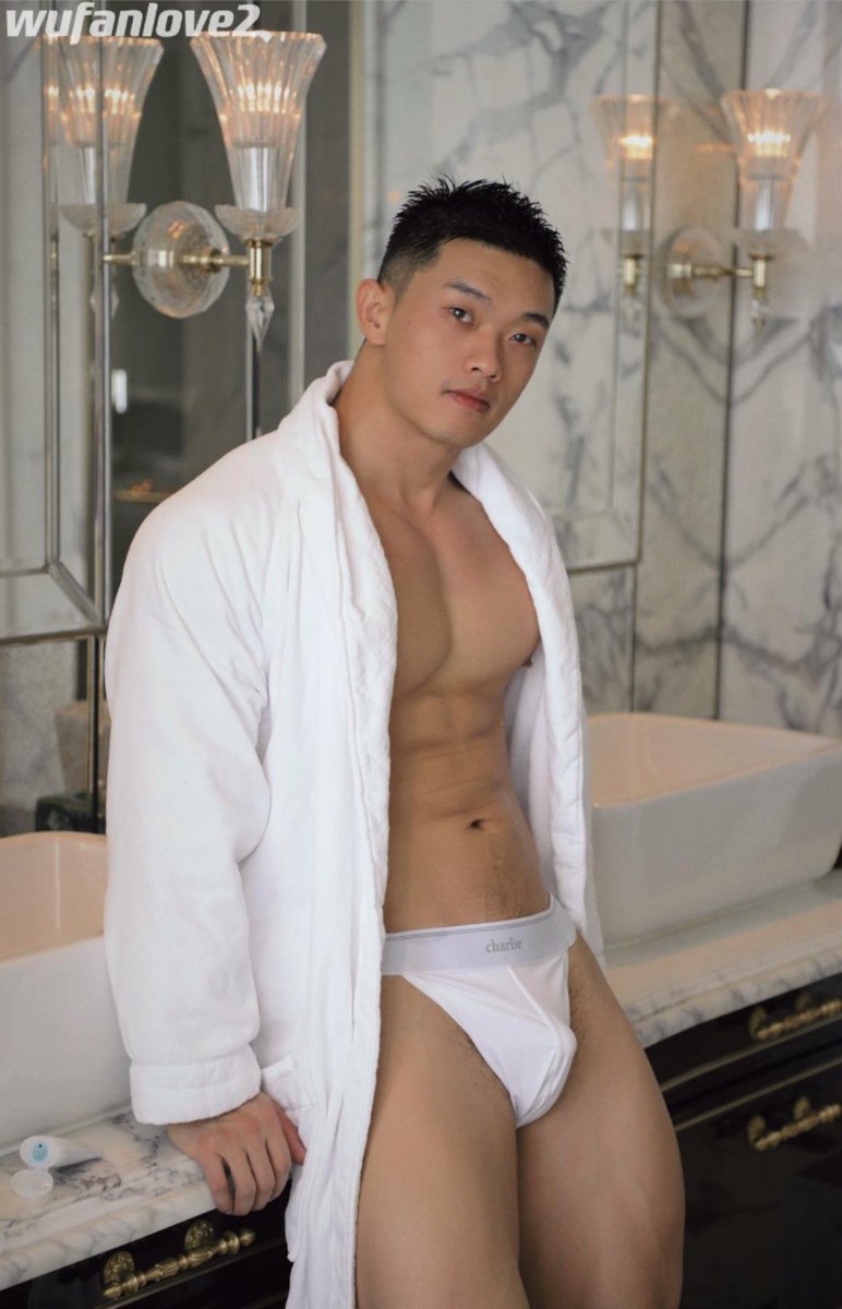 FOREST ALBUM 🏳️‍🌈🇺🇦 on Twitter: "🔥 摄影师Wu fan @wufanlove2 第26部作品《健身上癮 》pubu上线｜👉也可以直接与摄影师联系｜"