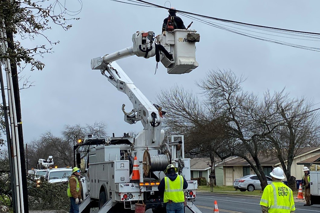 City of Austin on Twitter: "Austin Energy + other utility crews made significant progress ...