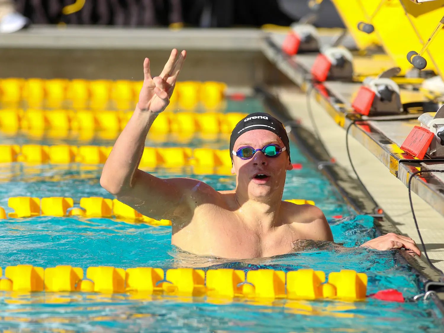 Kyle Sockwell on Twitter: "Leon Marchand just went 4:07.81 in the 500 freestyle…in a dual meet 🥶 ...