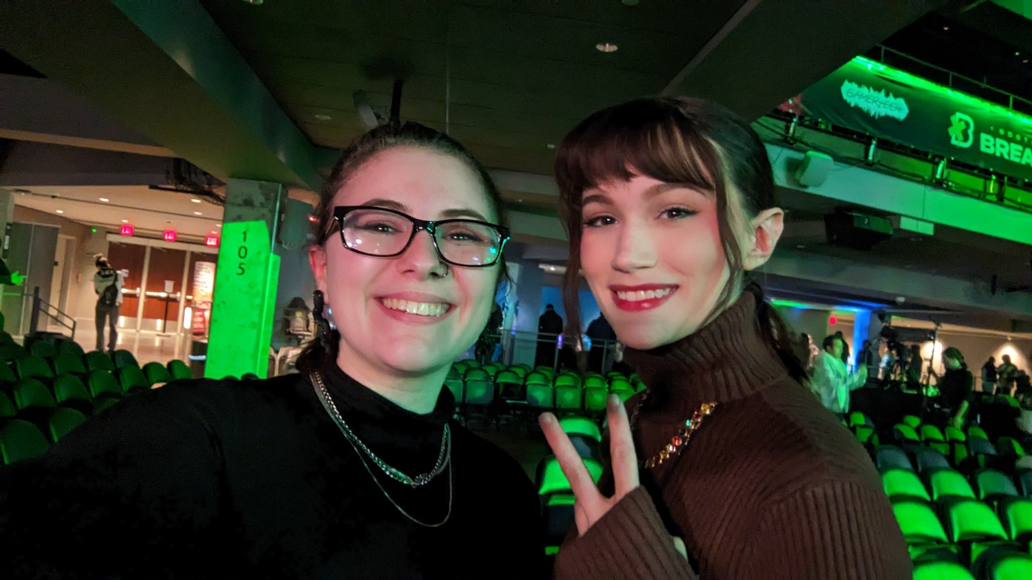 sp00ky_creator @ CDL Major II on Twitter: "Day three of trying to meet @Allycxt: success https ...