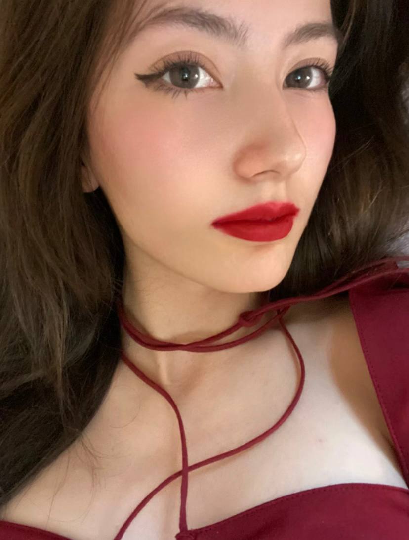 wuyu on Twitter: "后来榜一大哥玩腻了，就经常找一群人一起来操她臭逼，操松了就继续插她臭屁眼，经常被操的双腿颤抖、精液外冒，等用精液把她烂逼和屁眼塞满后，就用创口贴把它们封起来 ...