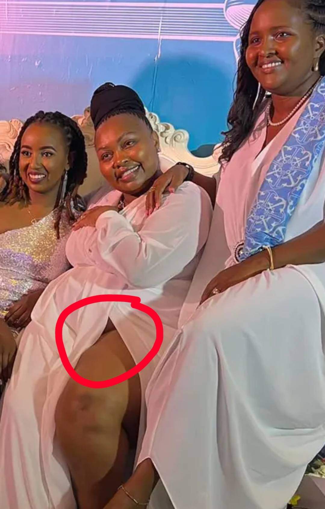 𝑶𝒏𝒅𝒂𝒏𝒚𝒂101🇰🇪 on Twitter: "@MillicentOmanga Wapi egesira Bobi https://t.co/jMo68HtfPf" / Twitter