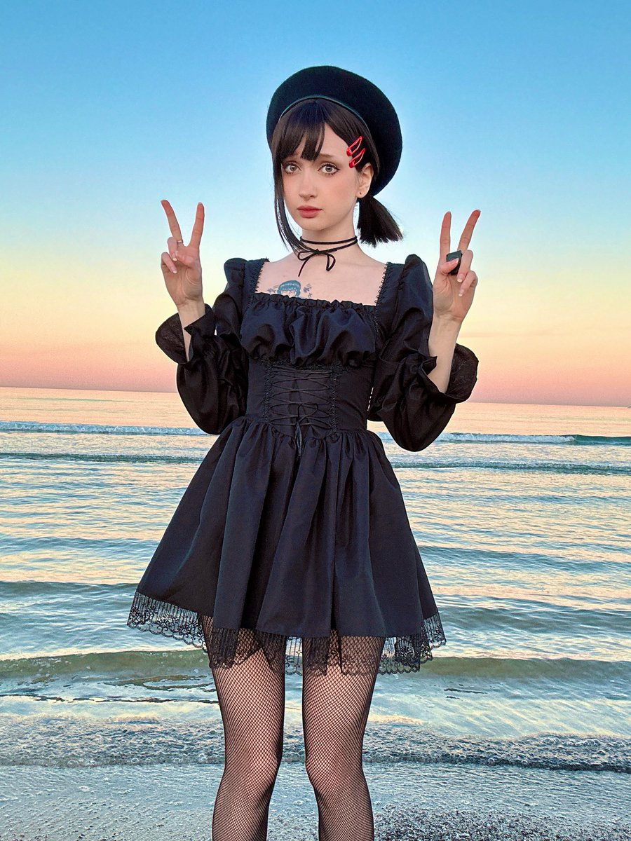🖤goth girl🖤 on Twitter: "my links~ 💞 https://lhub.to/7cornkitten7 💞 😼😼😼 http://t.me/Nako_cos"