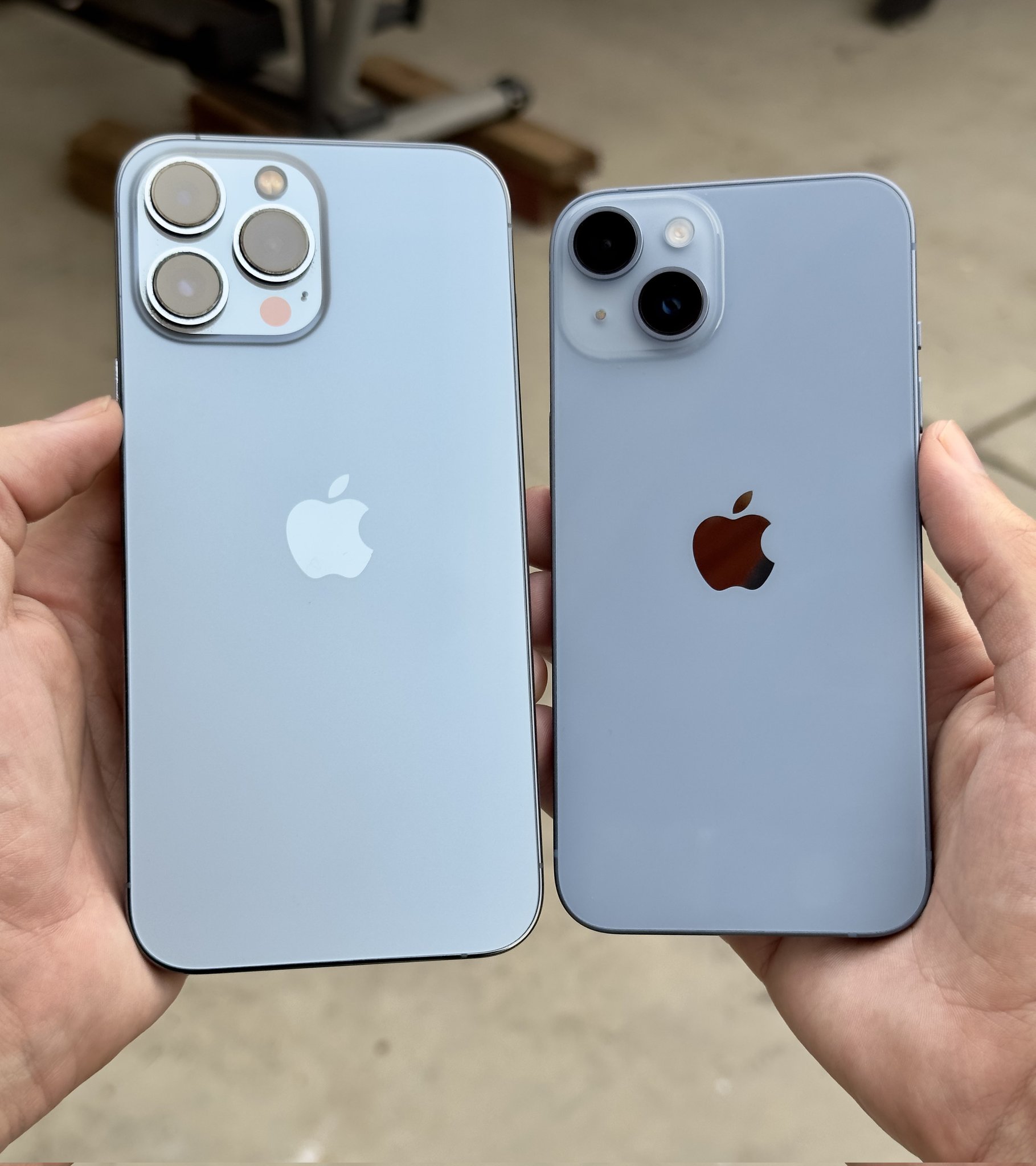 bean on Twitter: "@tanyakanrl abis ngesave ini. mau liat perbandingan warna biru ip 13 pro ...