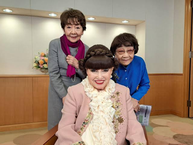 アサリーasary On Twitter Rt Houganojidai 黒柳徹子 真理ヨシコ初代歌のおねえさん 小森美巳ディレクター 211土2000〜2059