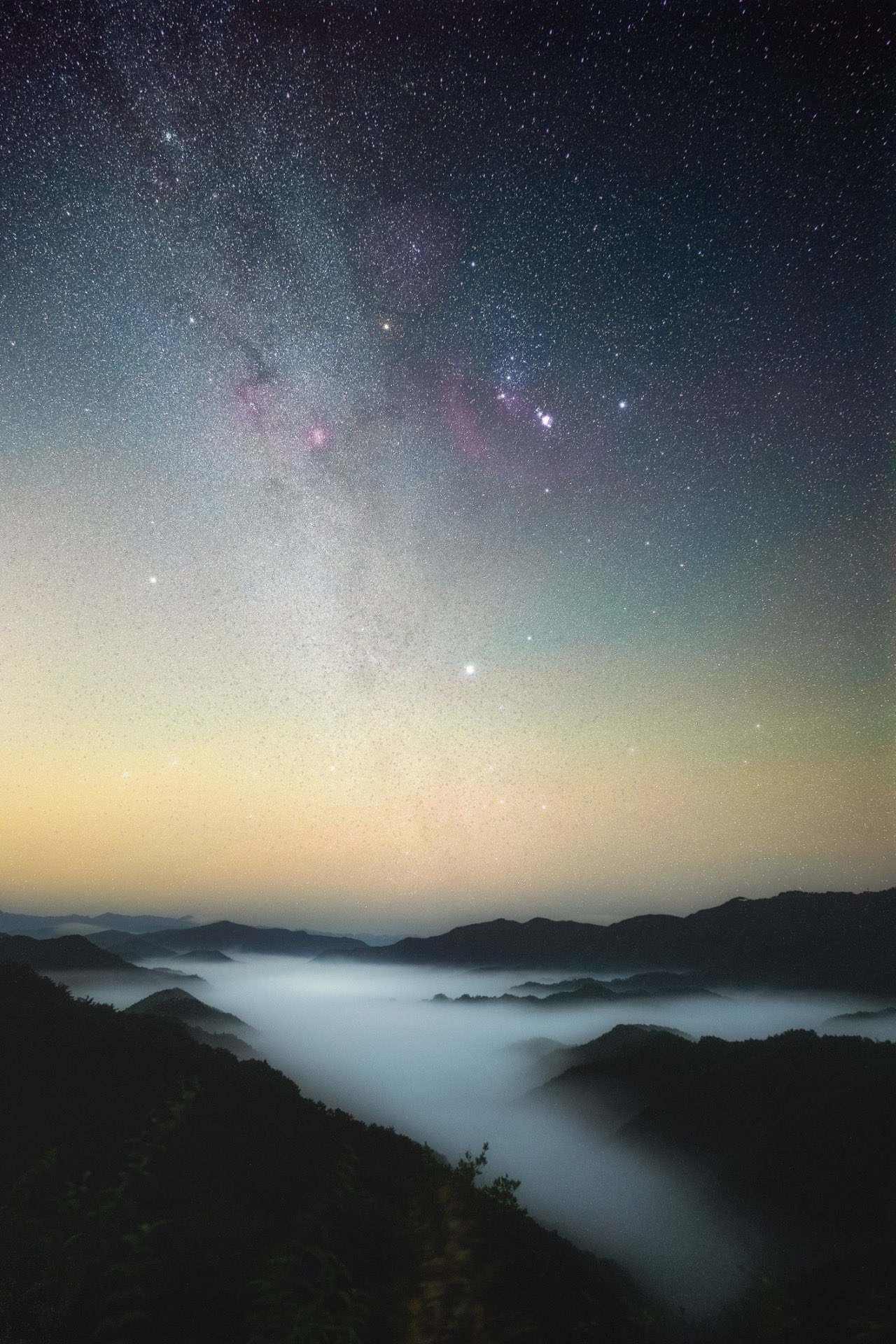 関岡 大晃 | Hiroaki Sekioka on Twitter: "雲海に昇るオリオンをご覧ください https://t.co/0vKYXVirz7" / Twitter