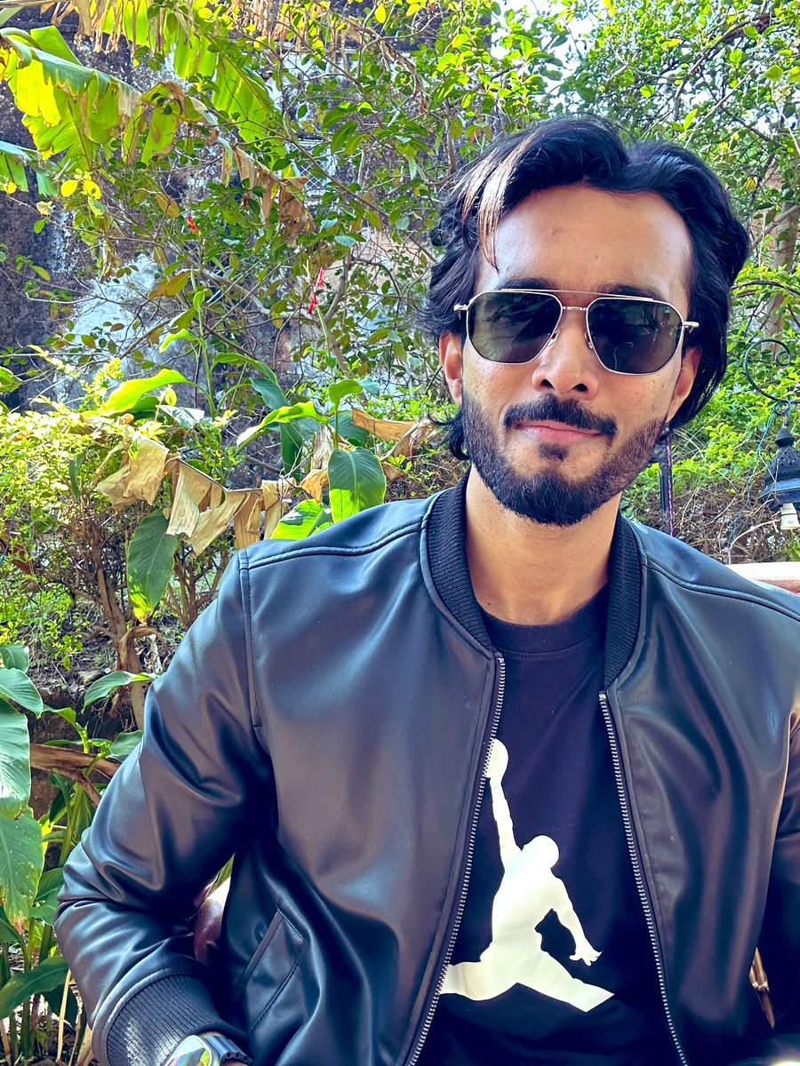 Chirag Barjatya on Twitter: "Winter sun, pushkar streets and my 350cc."