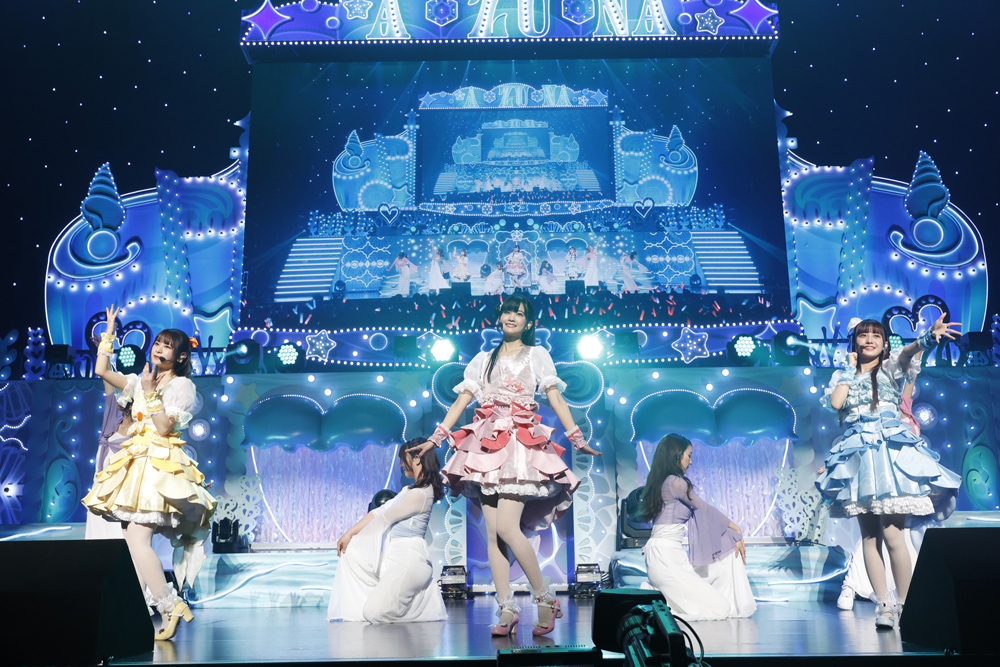 edgeline（エッジライン） on Twitter: "A・ZU・NAライブ！楠木ともり「CHASE!」熱唱に大歓声【Day2ライブレポ・前編】 https://t.co ...