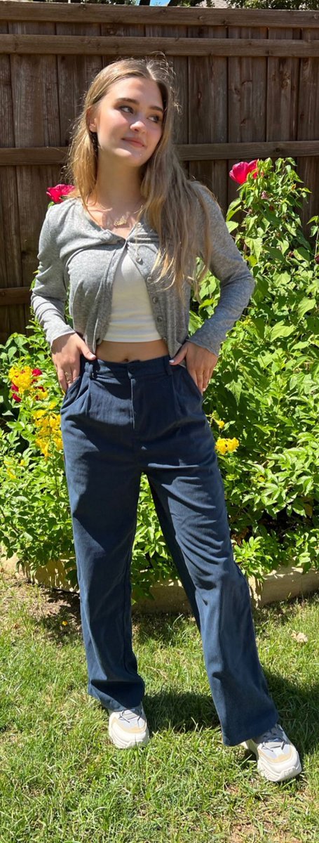 Lovely Lizzy greene nate d @kellioliviafans