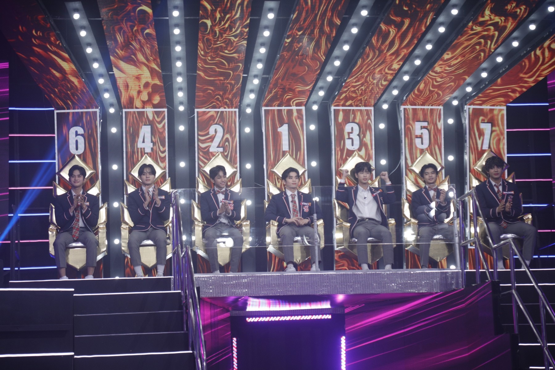 shine ️ (@sparklingssstar) / Twitter