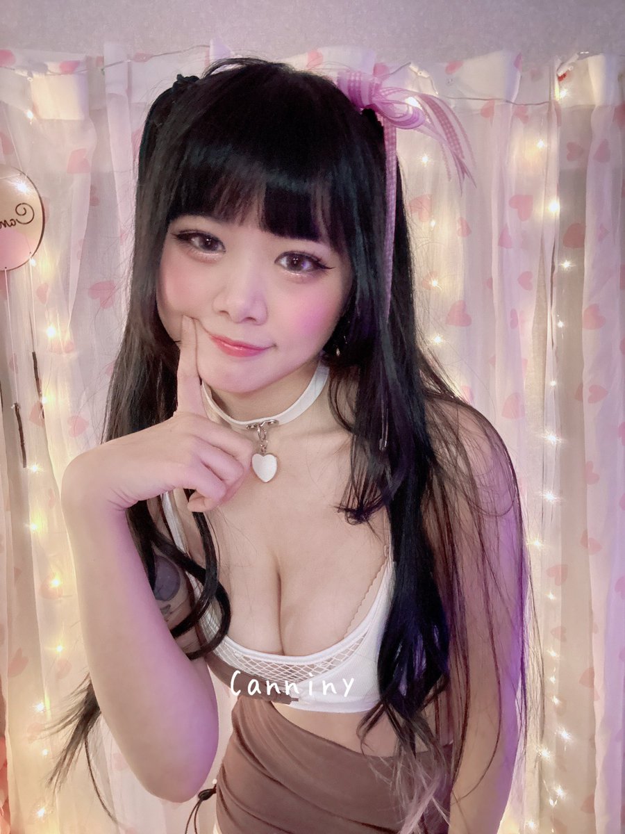 Canniny on Twitter: "Today 🍫 http://Twitch.tv/canniny"