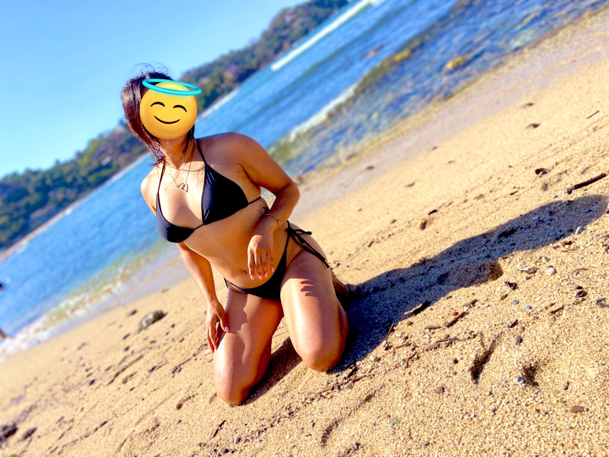 @dulce&mateo on Twitter: "Sol, Playa y arena 😈"