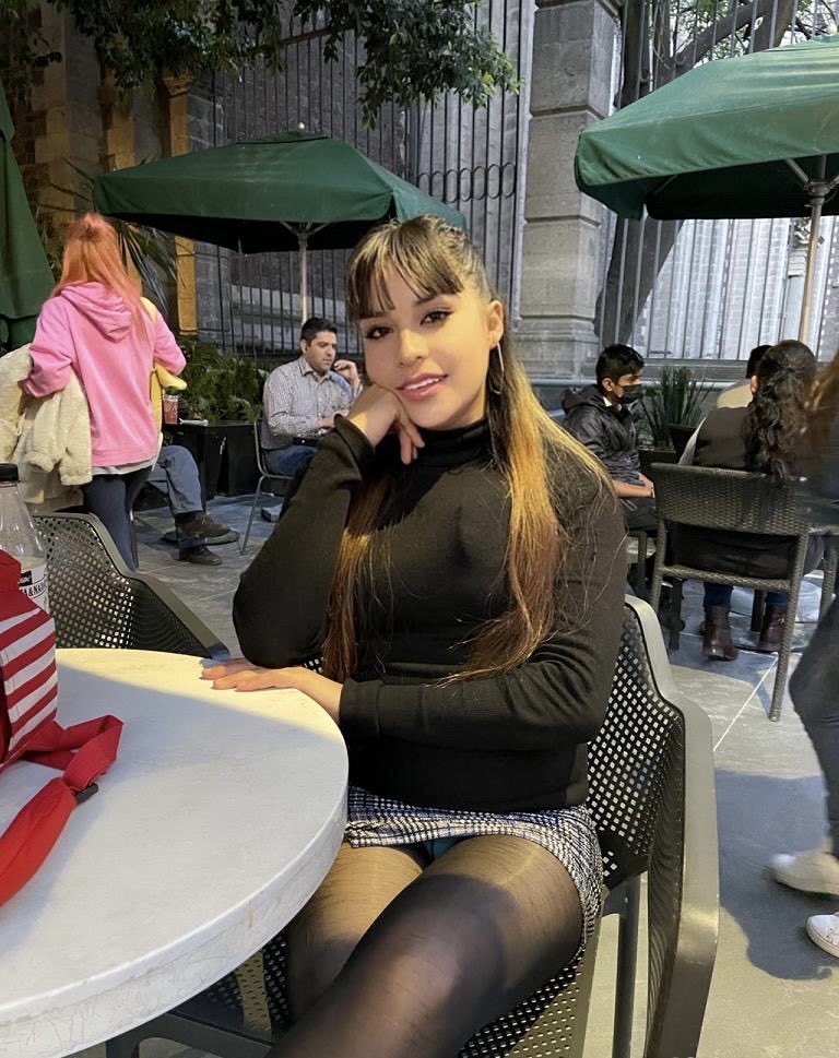 Master_of_Pantyhoz on Twitter: "RT @karlita_te_info: 🫠🫠🫠🫠muchos besitos para todos 💋💋🫦🫦"