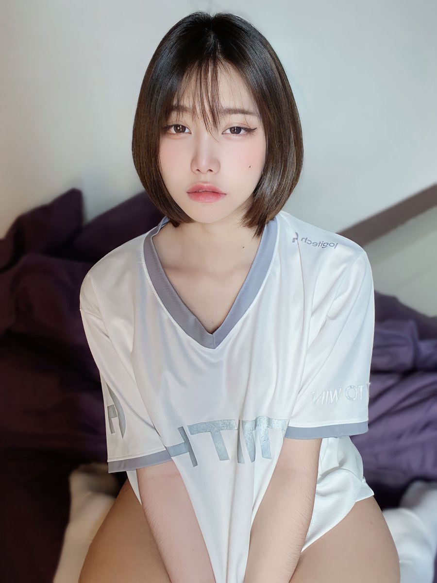 ok 💖 🍑ℍ𝔸ℕ𝔼𝕌Lโอนแอคล้อคไบโอ @na_haneul1