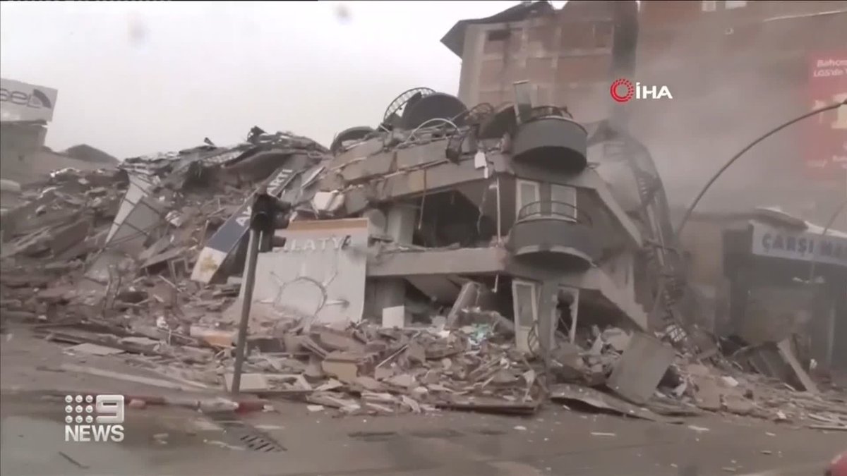 9news Australia On Twitter Breaking A Second Earthquake With A 7 5