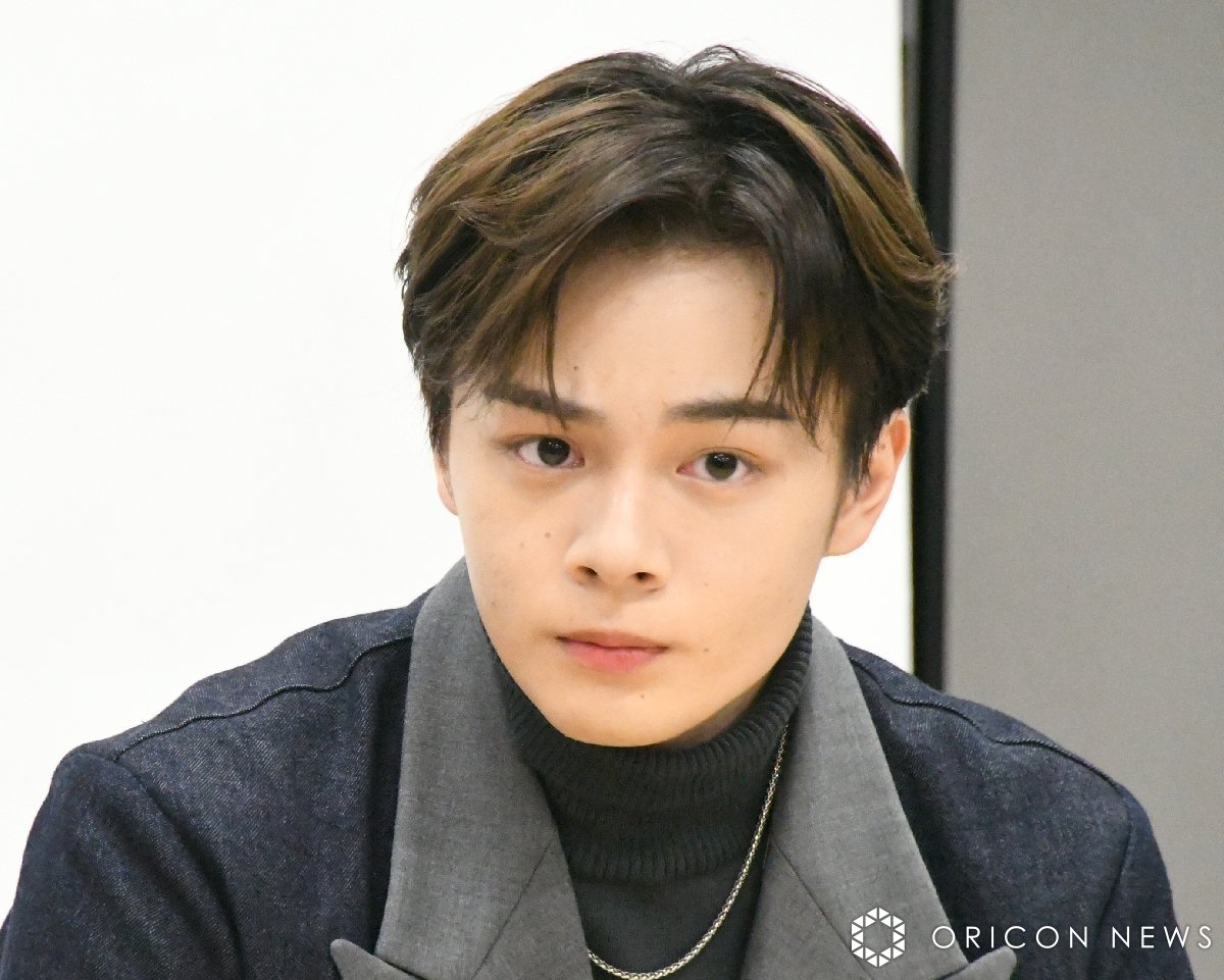 ORICON NEWS（オリコンニュース） on Twitter: "@official_jo1 JO1鶴房汐恩、連ドラ現場で人見知り炸裂💥共演・松井愛莉｢なかなかこじ開けられない｣ 💬地元 ...