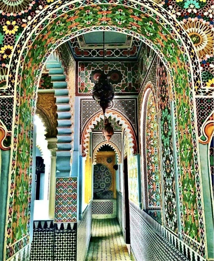 Moroccan design is all about colour, texture & fluid lines. It is a ...