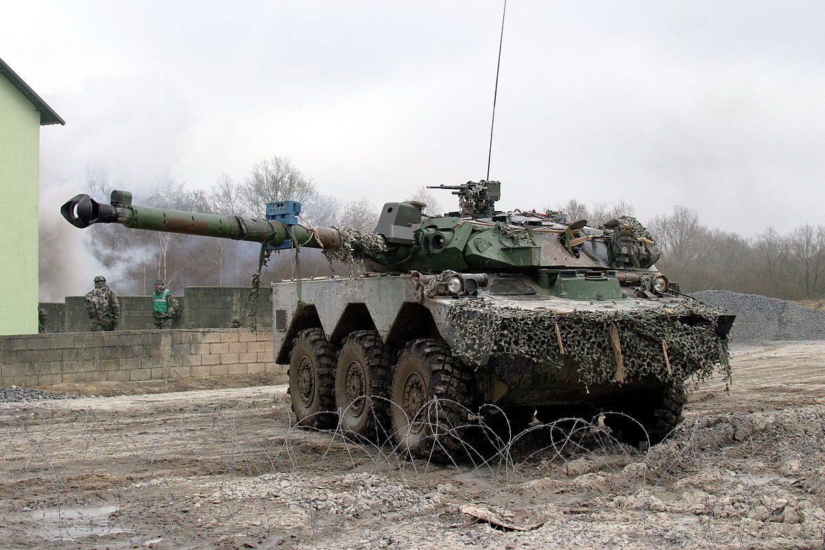 Edward Weinert on Twitter: "1/n Czołgi #Leopard2, #Challenger2 i #AMX10 są przeznaczone do ...