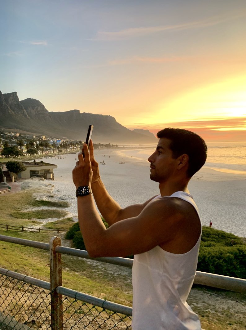 Jorge on Twitter: "- Te gustan los atardeceres ? - Inmediatamente yo."