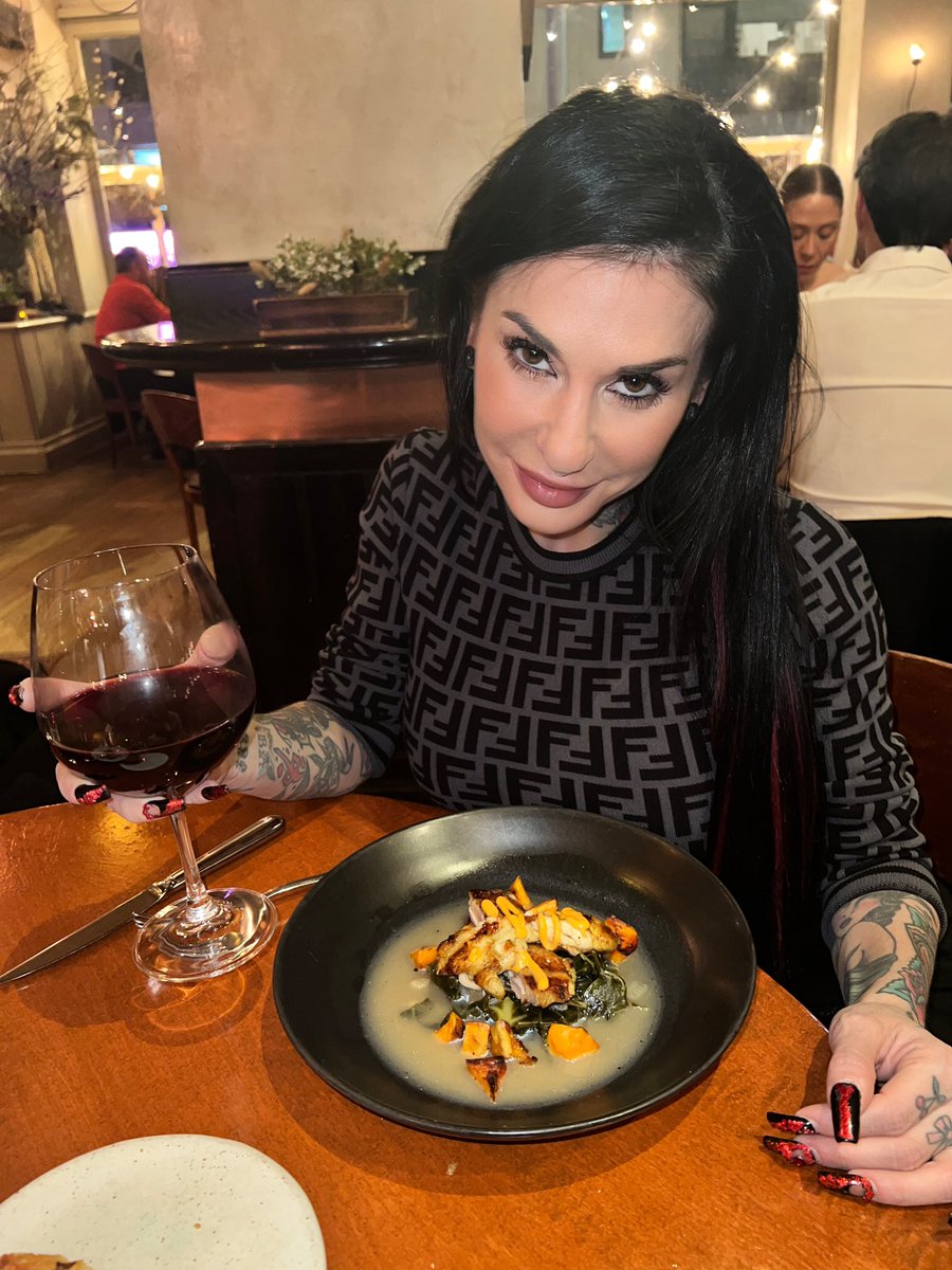 𖡮r𖤞jecta𖡮𖤞rn On Twitter Rt Joannaangel Well Good Morning Twitter