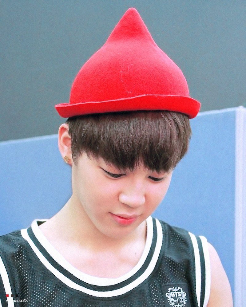 Daily Baby G on Twitter: "@ me if you're ever sad I'll give you sweet and cute Baby G pics that ...