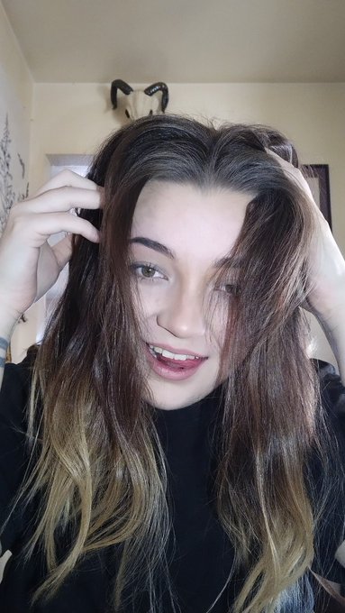 TW Pornstars - MaryLuxLuv. Pictures and videos from Twitter.