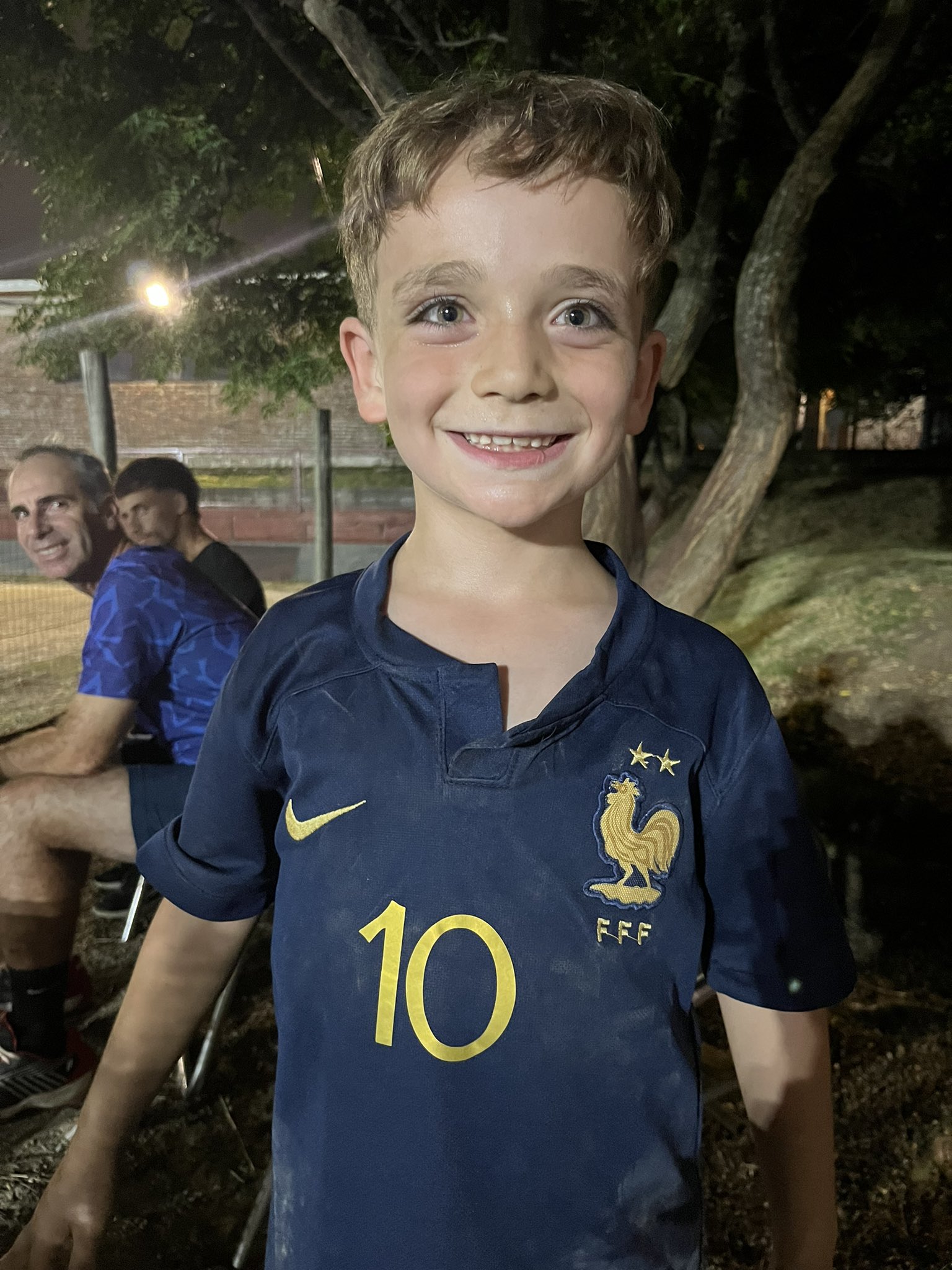 Maca 🌻 on Twitter: "Fede disfrutó de su cumpleaños: jugó 7 horas al fútbol. https://t.co ...