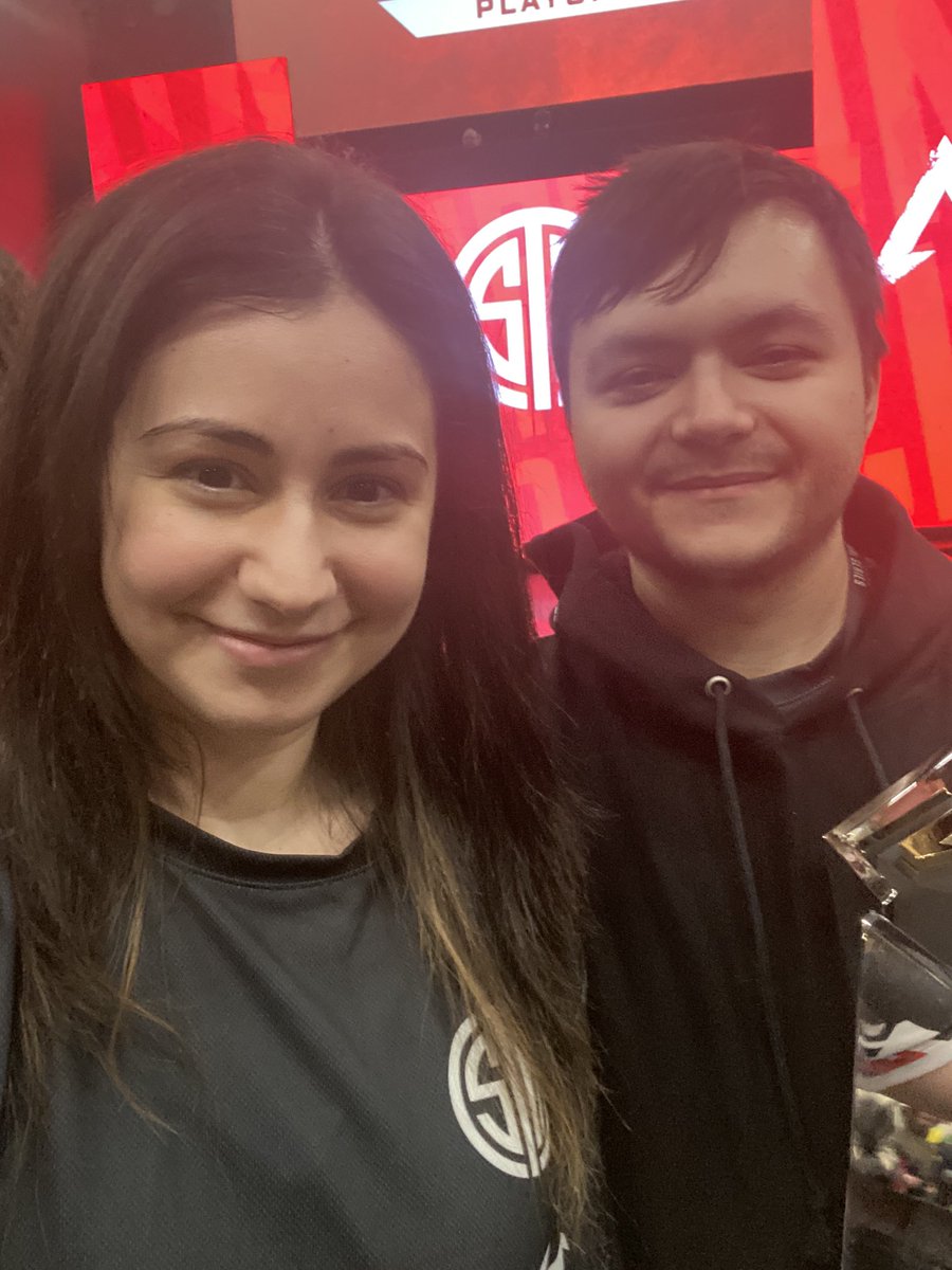 TSM GuhRL on Twitter: "Selfie thread 🧵 😉"