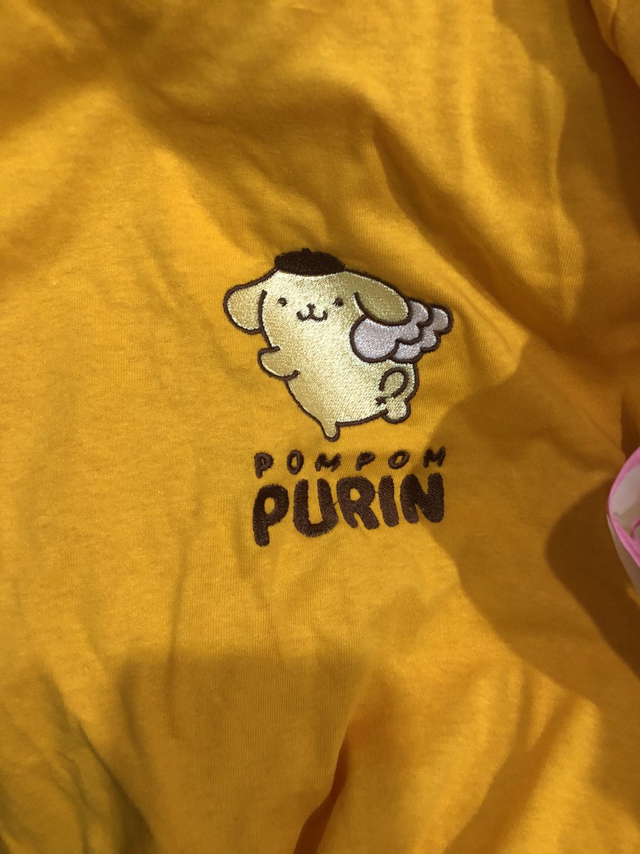 Javiera🍡 on Twitter: "pompom purin tshirt to get all the bitches"
