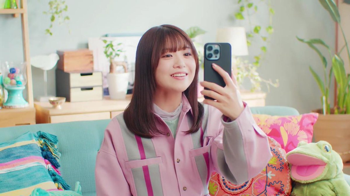 動画NOW on Twitter: "武田雛歩 が出演する REALITY のCM「顔出しナシのライブ配信」篇。 https://douganow.jp/archives ...