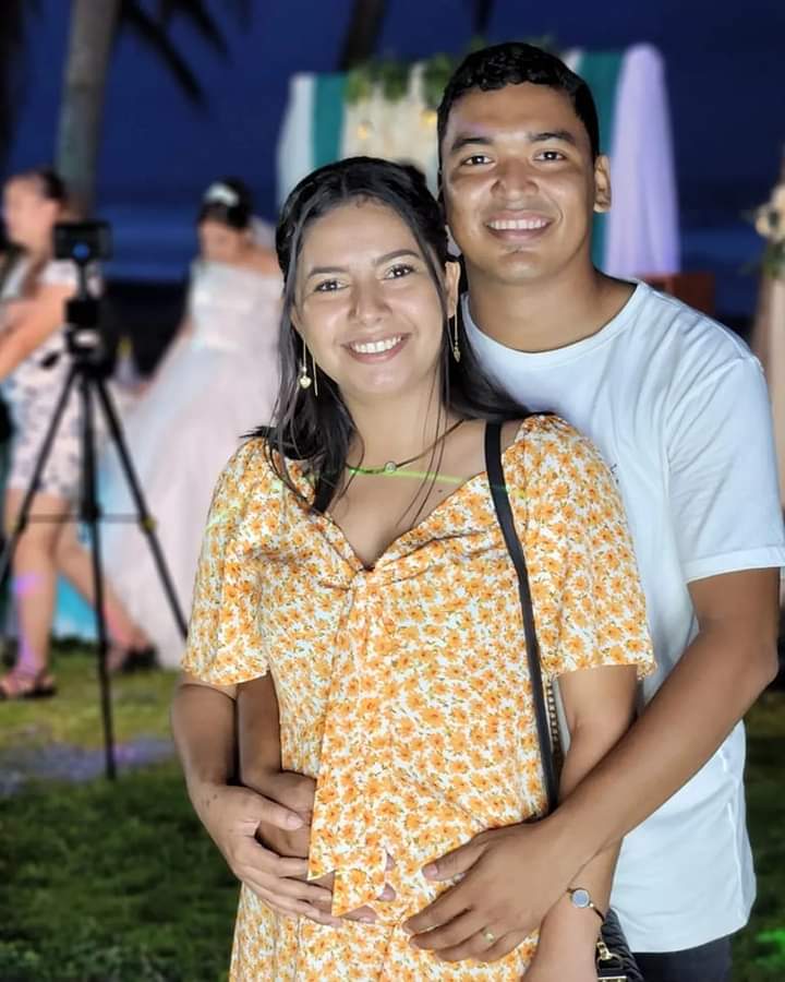 El Salvador Noticias on Twitter: "El youtuber salvadoreño Alfredo Larin se encuentra en el ...