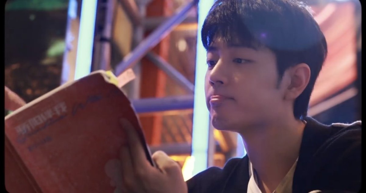 on Twitter: "RT @wxyzybxz: xiao zhan reading the script while pouting 😗😗😗 so cute🥺"