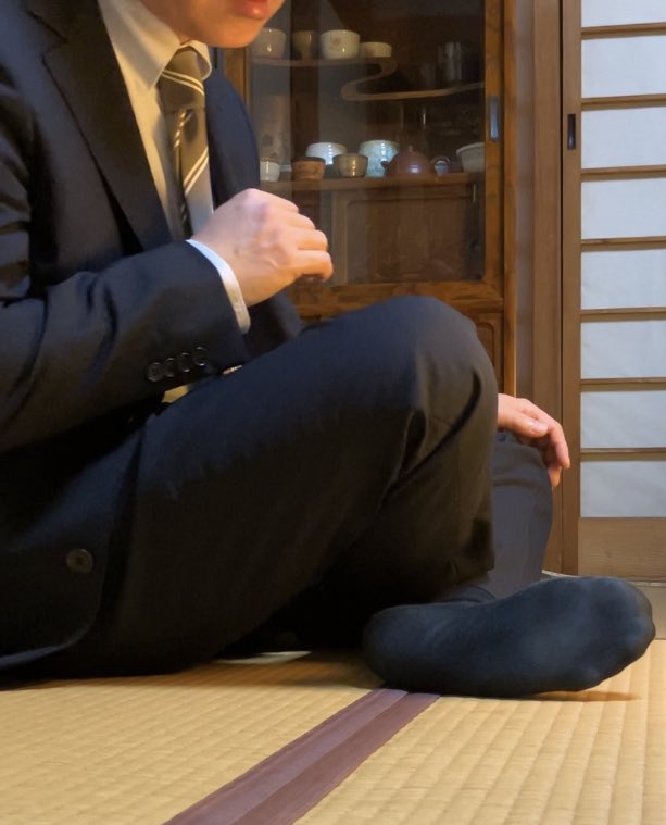 monsuke.navy-socks on Twitter: "今日もお疲れさまです。😊"