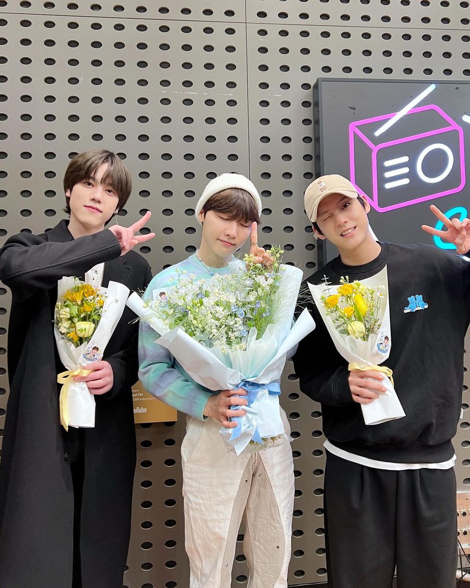 AB6IX INTERNATIONAL on Twitter: "[📸/230208] BTOB's Kiss The Radio instagram ㅡ Woong 🔗 https ...