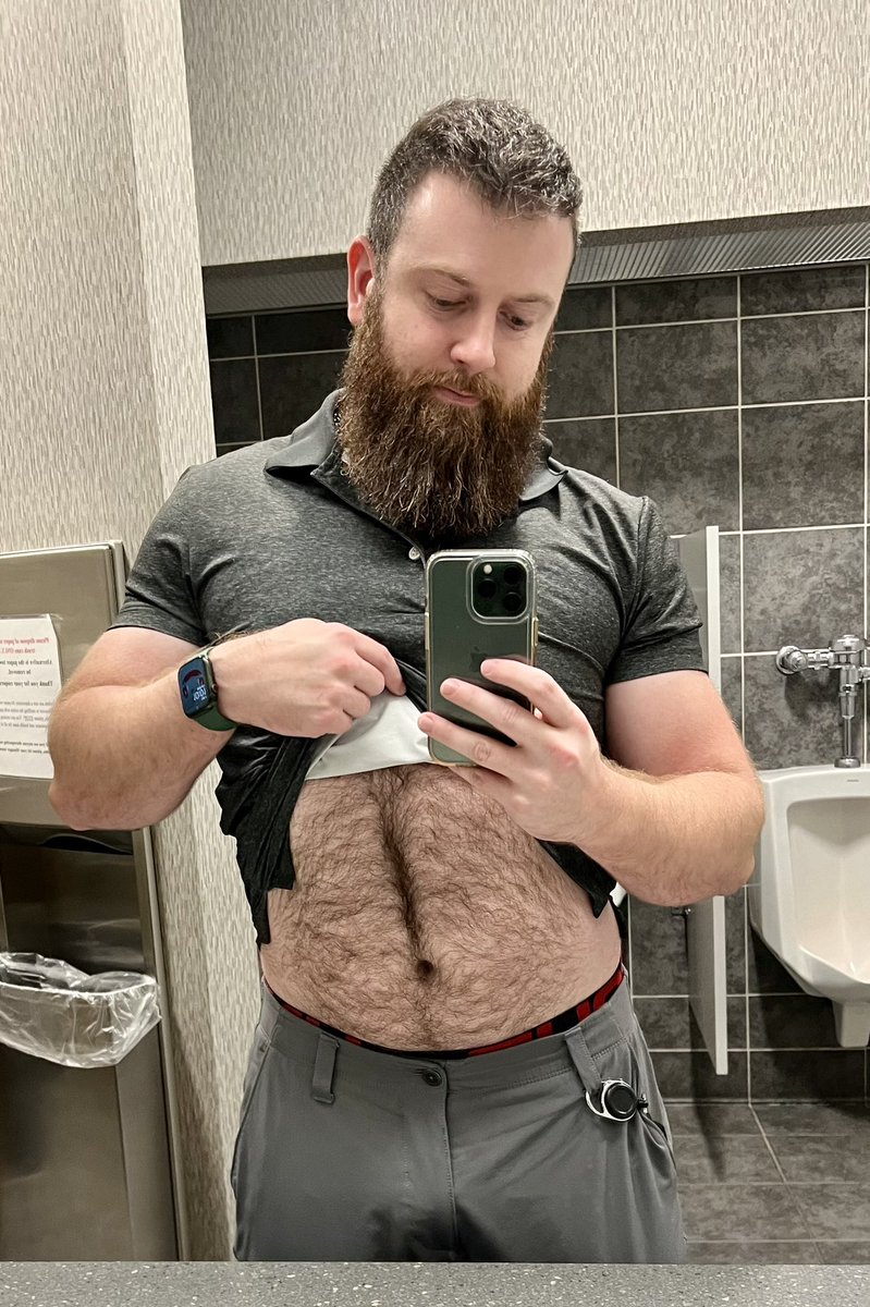 Nerdy Otter on Twitter: "🫃#tummytuesday"