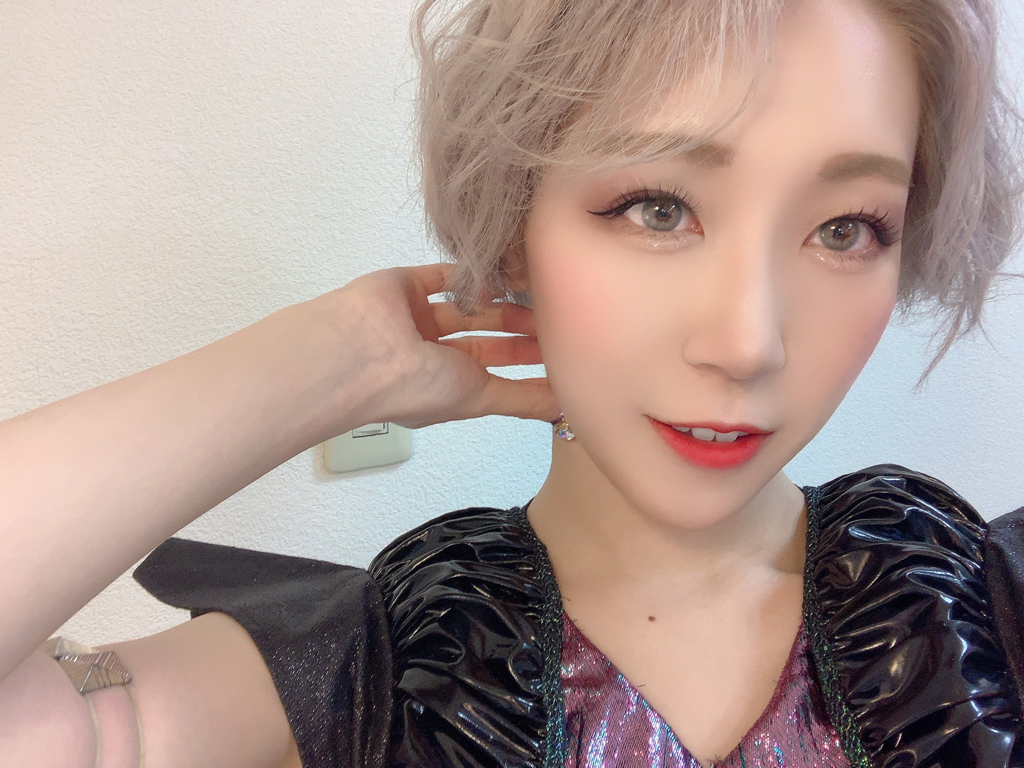 LISA(ambitious) on Twitter: "おはリサ💠💠 PTPT1 の時のイケメンLISAだよお ︎ #おはリサ https://t.co/PxXRbxUzmN" / Twitter