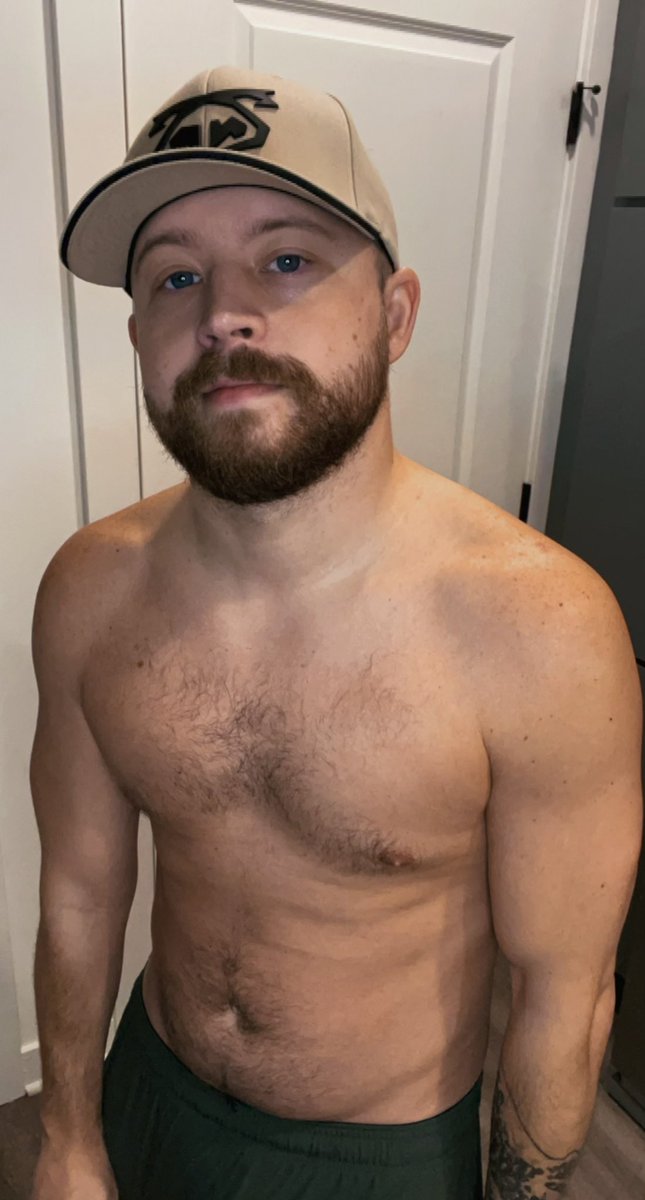 Jake Stark on Twitter: "#TummyTuesday 🤗"