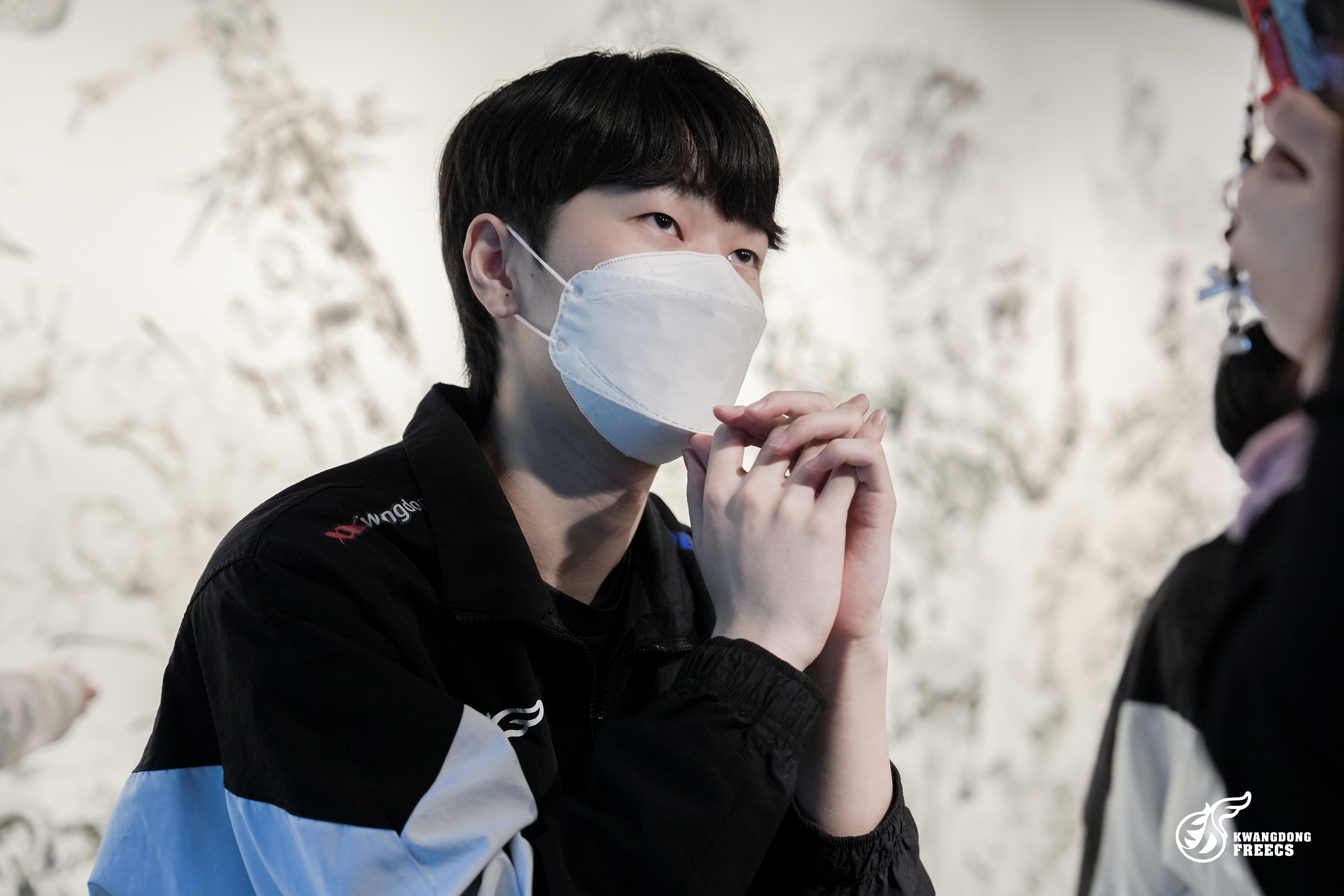 공 (@gong_kdf) / Twitter