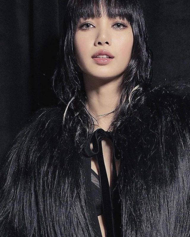 poypoy⁰³²⁷ on Twitter: "RT @LiliesHome_: World Music Awards updated several IG with Lisa 🔗https ...