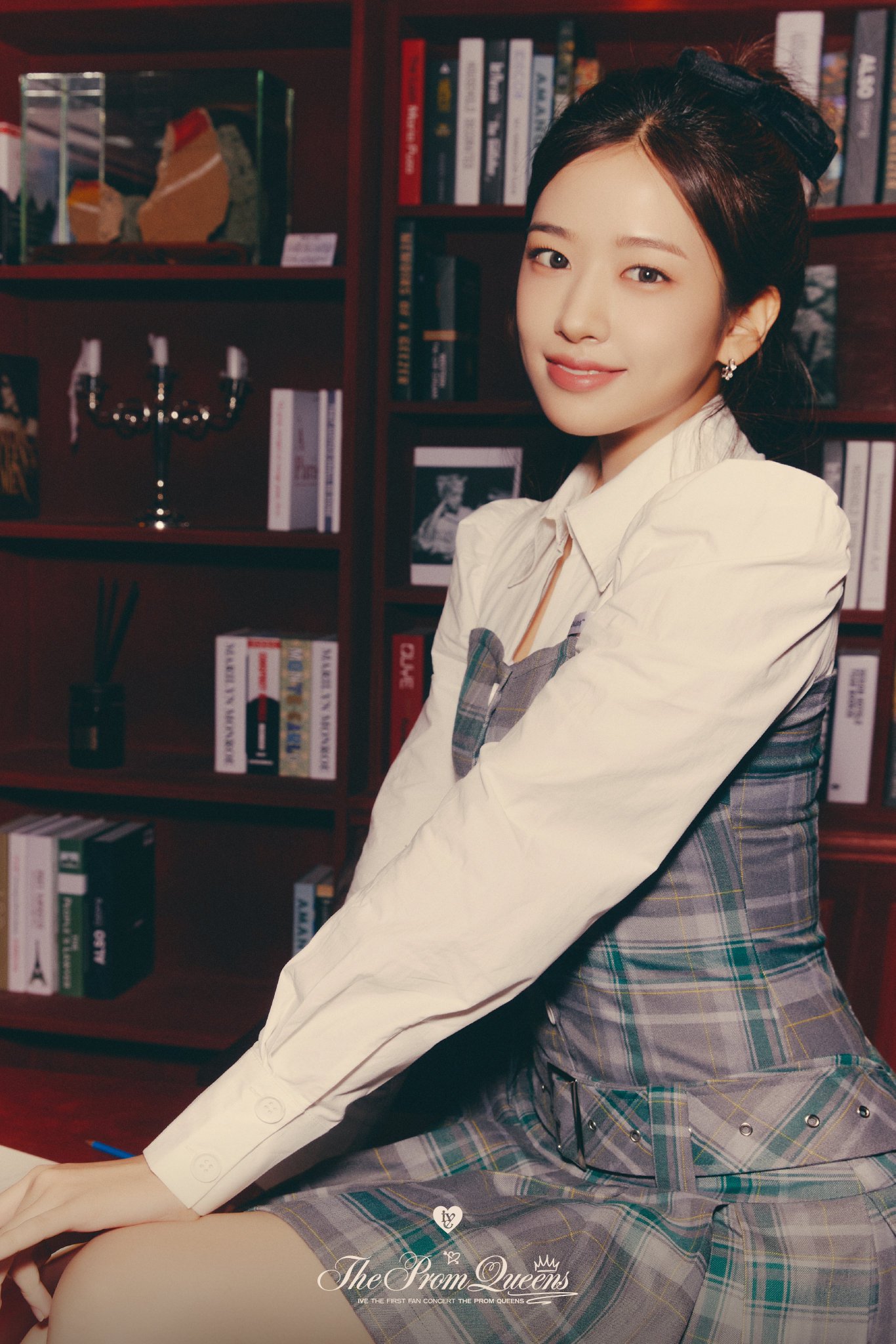 IVE OFFICIAL on Twitter: "IVE THE FIRST FAN CONCERT Welcome to our PROM💖 👑 ANYUJIN • GAEUL • REI ...