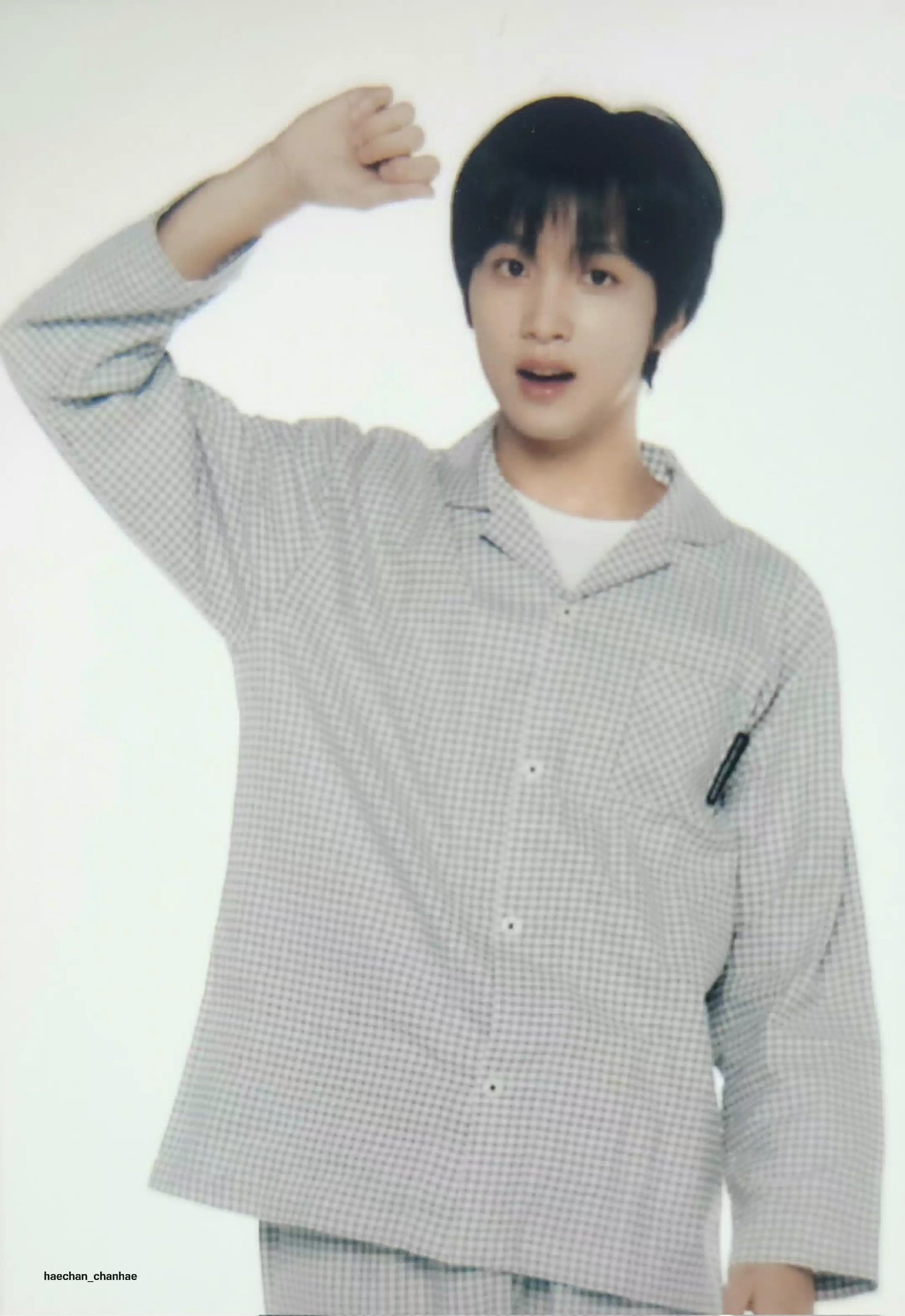 R on Twitter: "RT @haecful: haechan looks soft warm and cuddly i want to hug him so tightlyyy ...