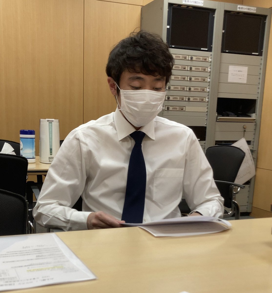 飯田さやか on Twitter: "RT @yoshihisa_staff: ビシッと決まってます ️ スーツ似合うな〜"