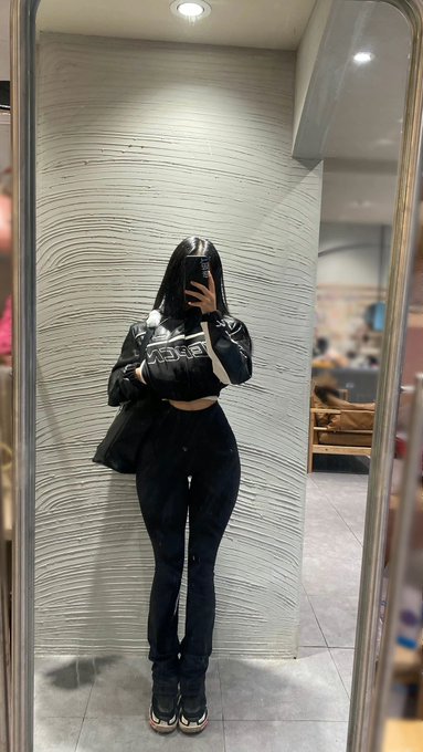 TW Pornstars - QiaoniuTT. Pictures and videos from Twitter. Page 11