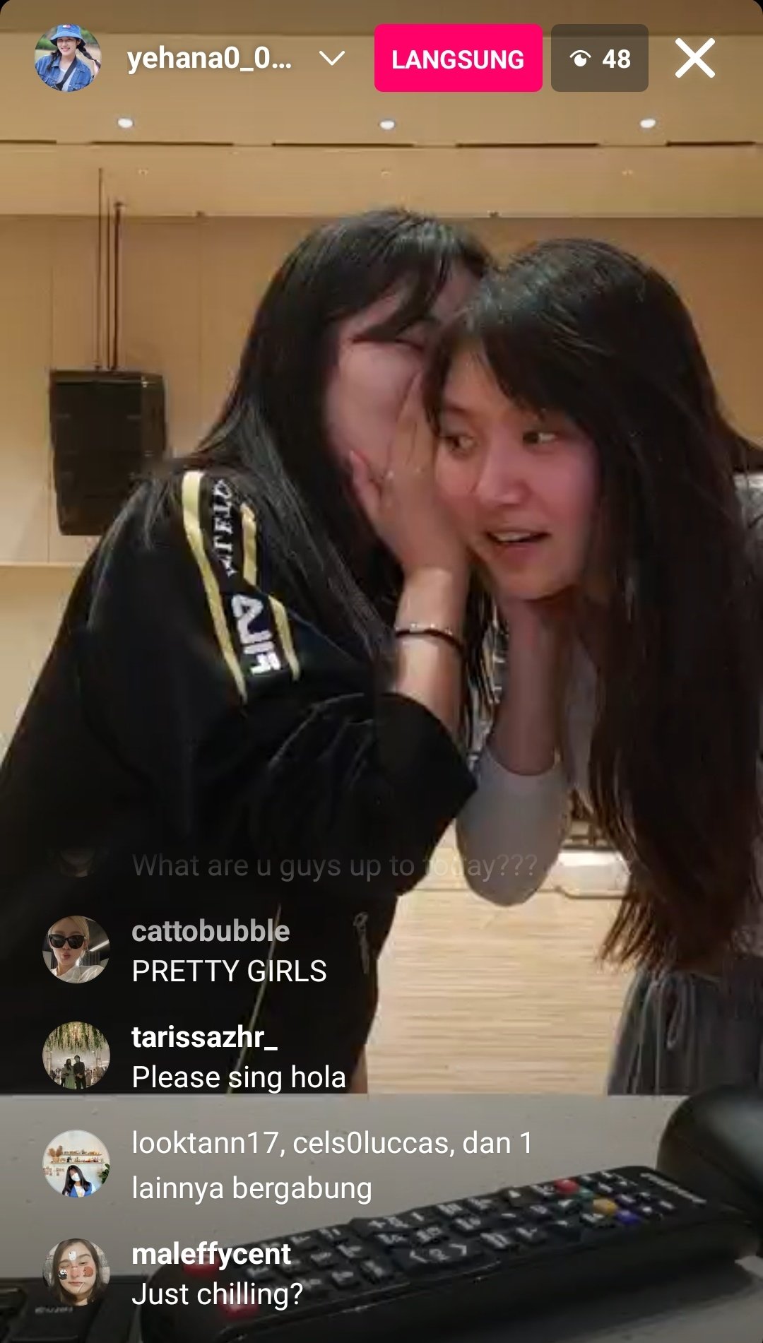 GIRLGROUP AREA on Twitter: "guys gg! PRISTIN Yehana and Sungyeon 😭😭😭😭😭💖💖💖💖💖 https://t.co ...