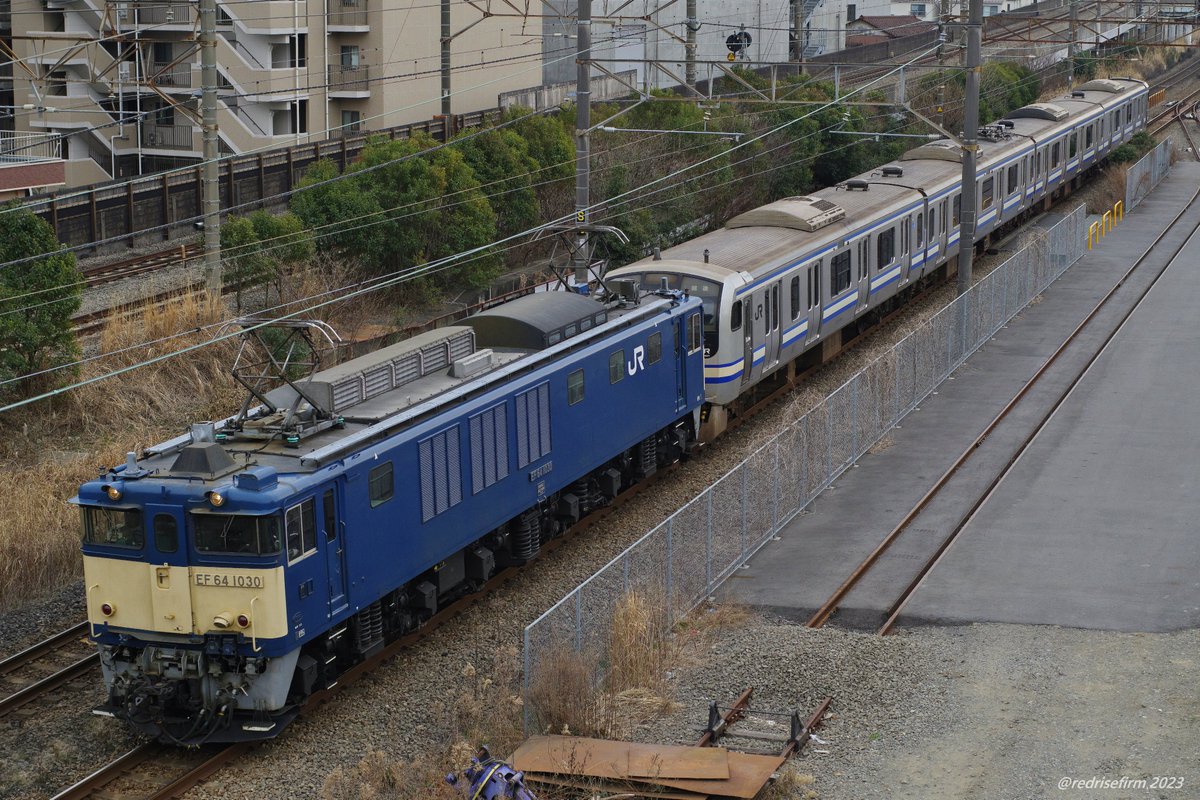 Piroshi Whakada on Twitter: "配9744レ：EF64 1030＋E217系Y-143編成。"